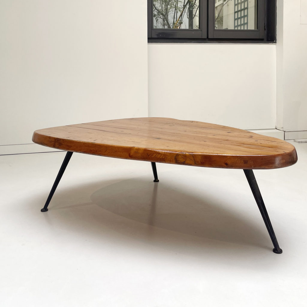 Table basse "Forme libre", circa 1953 - Charlotte Perriand