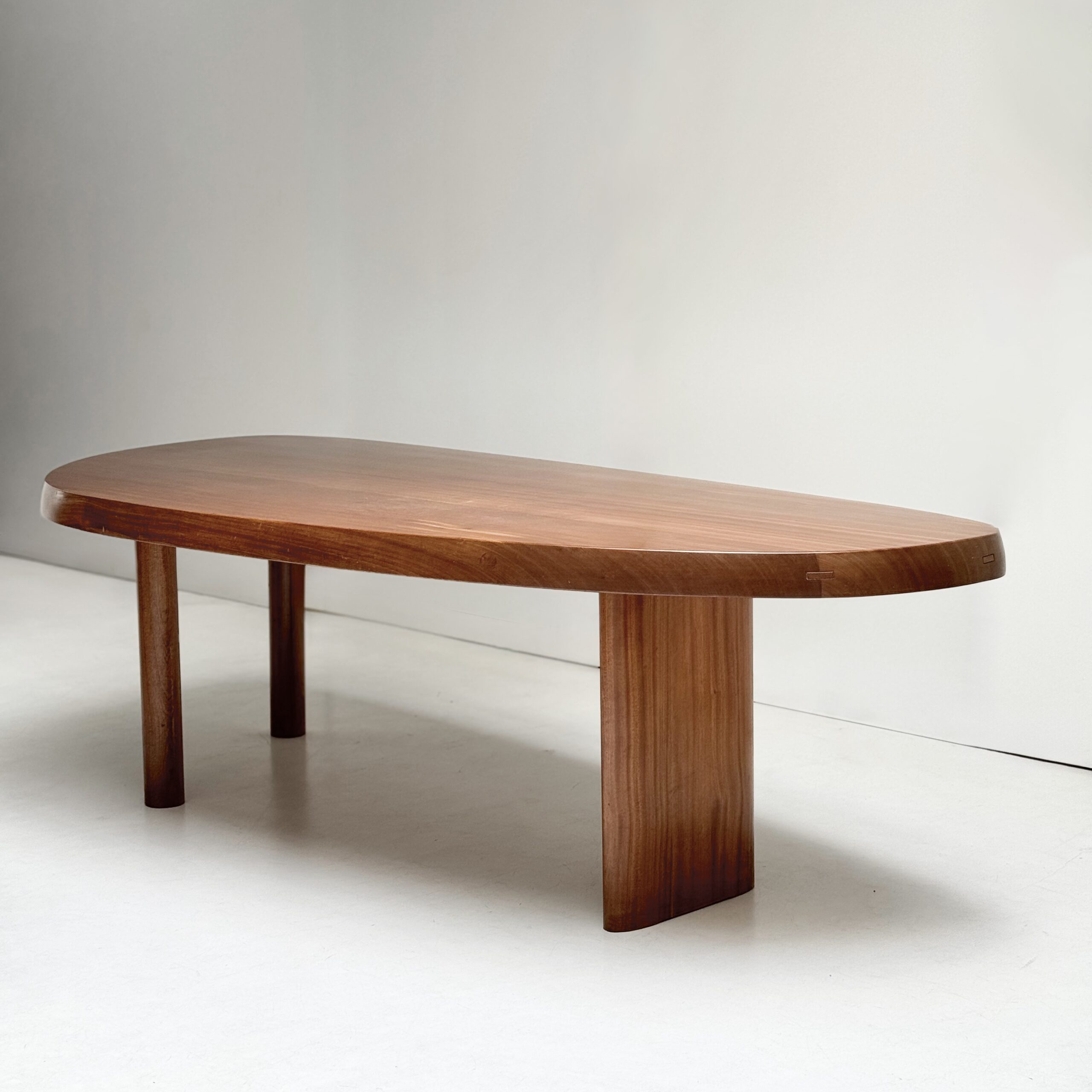 Free-form table, 1956-1958 - Jousse-entreprise | architecture x furniture
